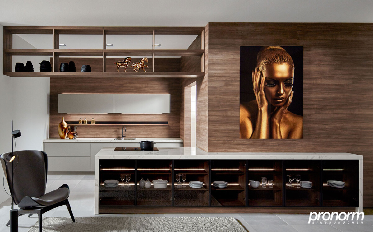 Designer kitchen with glass cabinets | pronorm